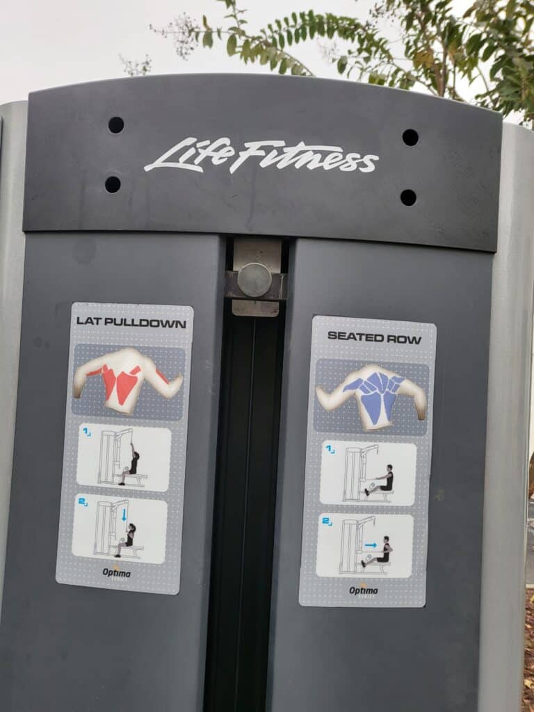 Life Fitness Axiom Series Lat Pulldown / Low Row - ReFit Nation