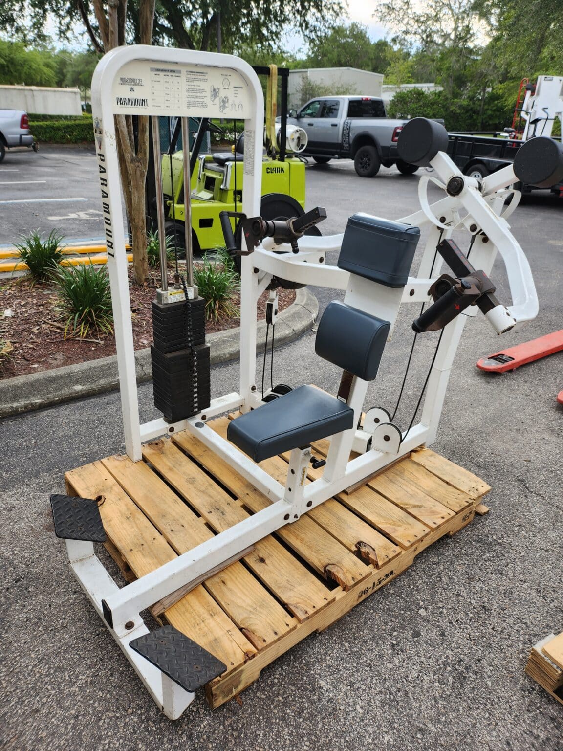 Paramount Rotary Shoulder Press model A.R.T. 4400 - ReFit Nation