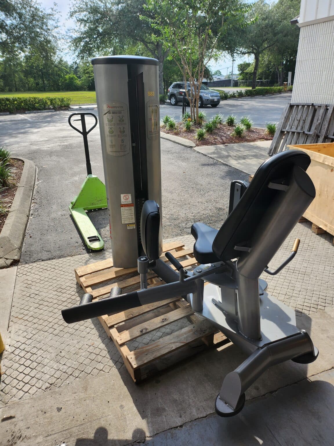 Free Motion Hip Adduction Hip Abduction Combo Machine - ReFit Nation