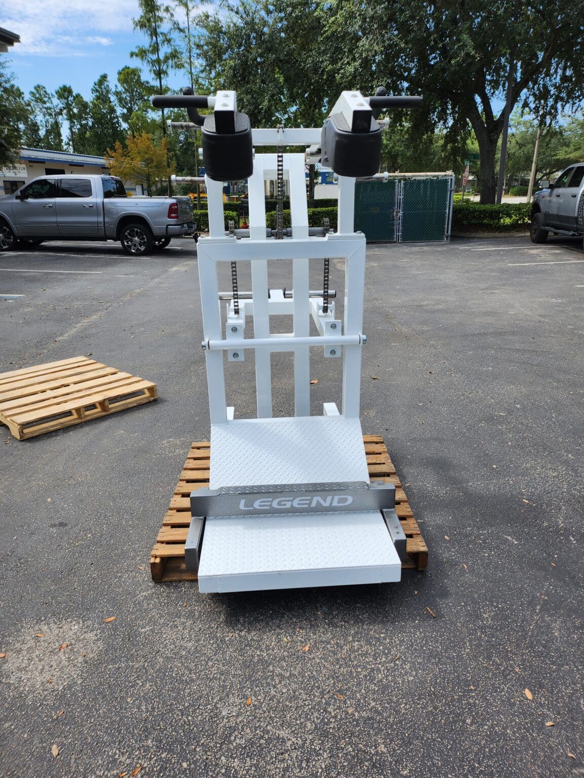 Legend Fitness Squat Machine w/ Calf Blaster - ReFit Nation