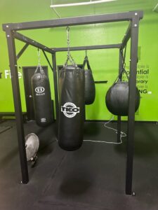 Heavy Duty Boxing Rig w/ 4 Bags (6'x6') - ReFit Nation